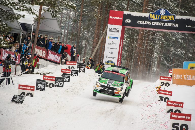 Švédská rally: Za obhajobou titulu vykročil Tidemand druhým místem na ...