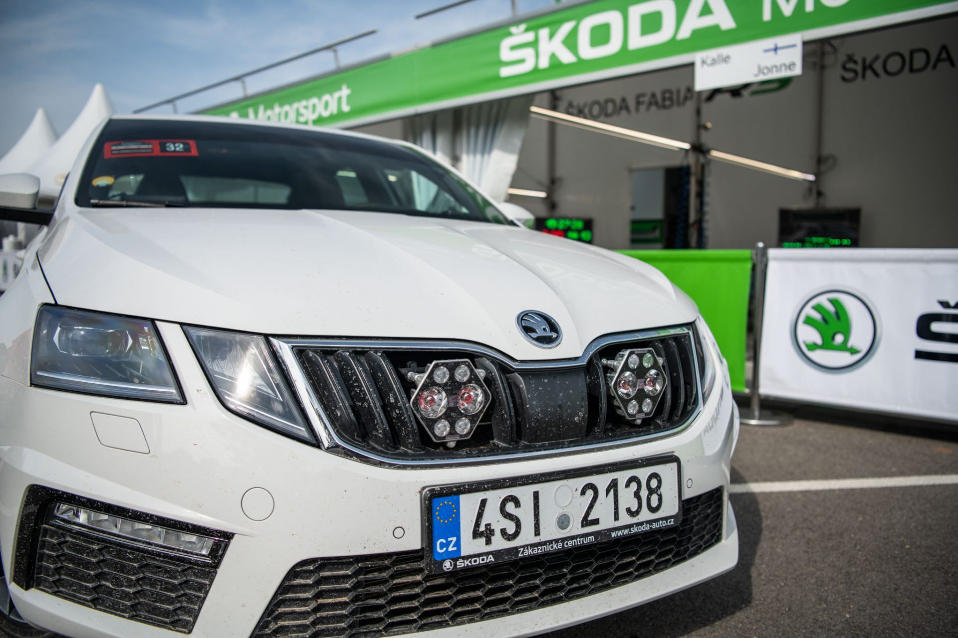 The Secret of Recon Cars. OCTAVIA RS 4x4 Recce - Škoda Motorsport