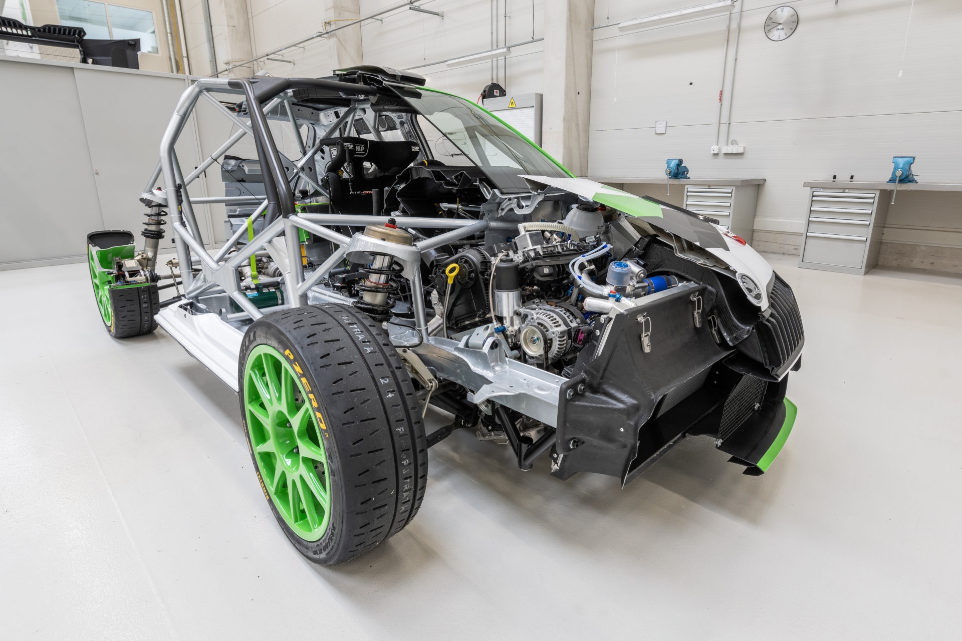 A look inside the race car - Škoda Motorsport