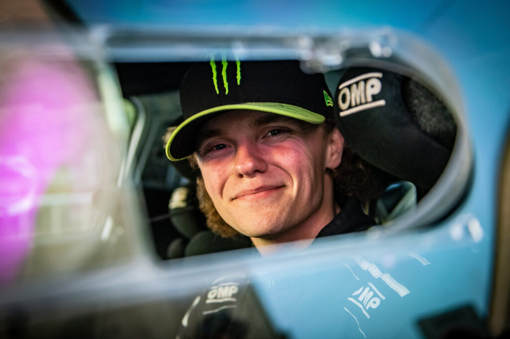 Safari Rally Kenya: Škoda driver Kajetan Kajetanowicz chases another ...