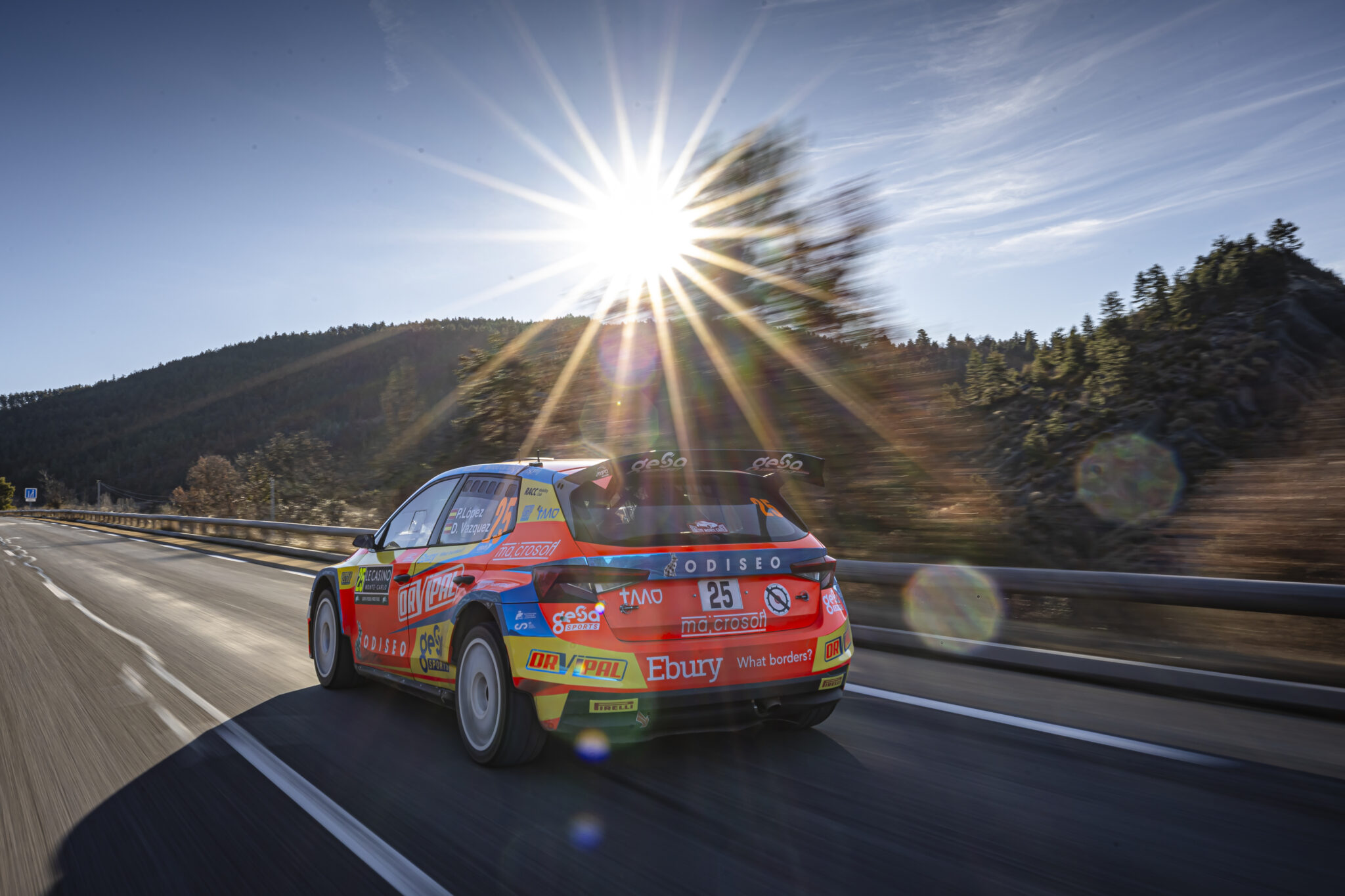 An incredible pursuit drive | Rallye Monte-Carlo - Škoda Motorsport