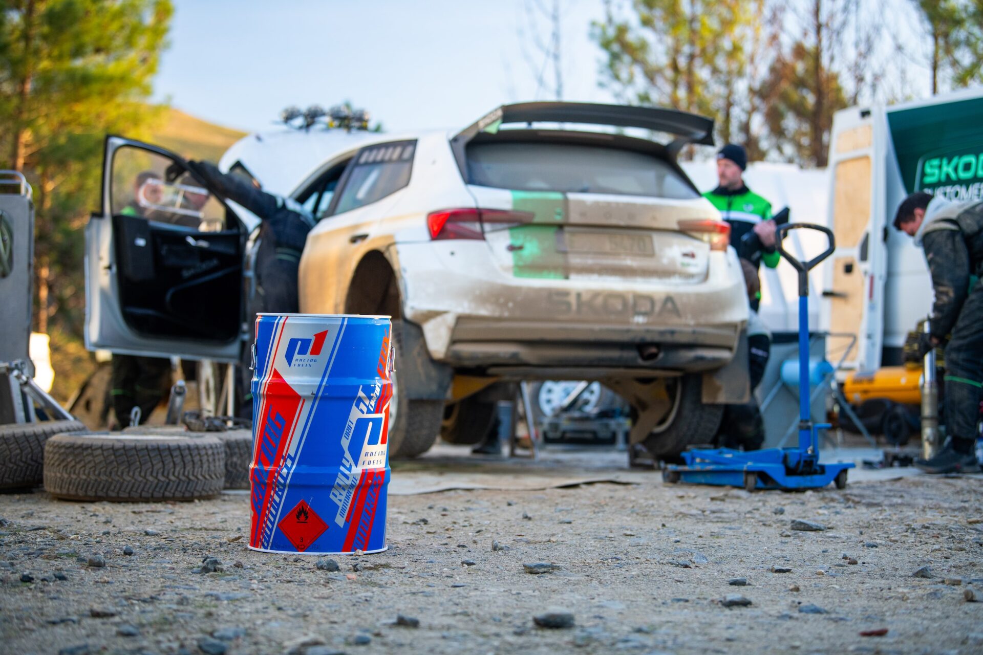 Sustainable solutions in motorsport: 100% fossil-free fuel - Škoda ...