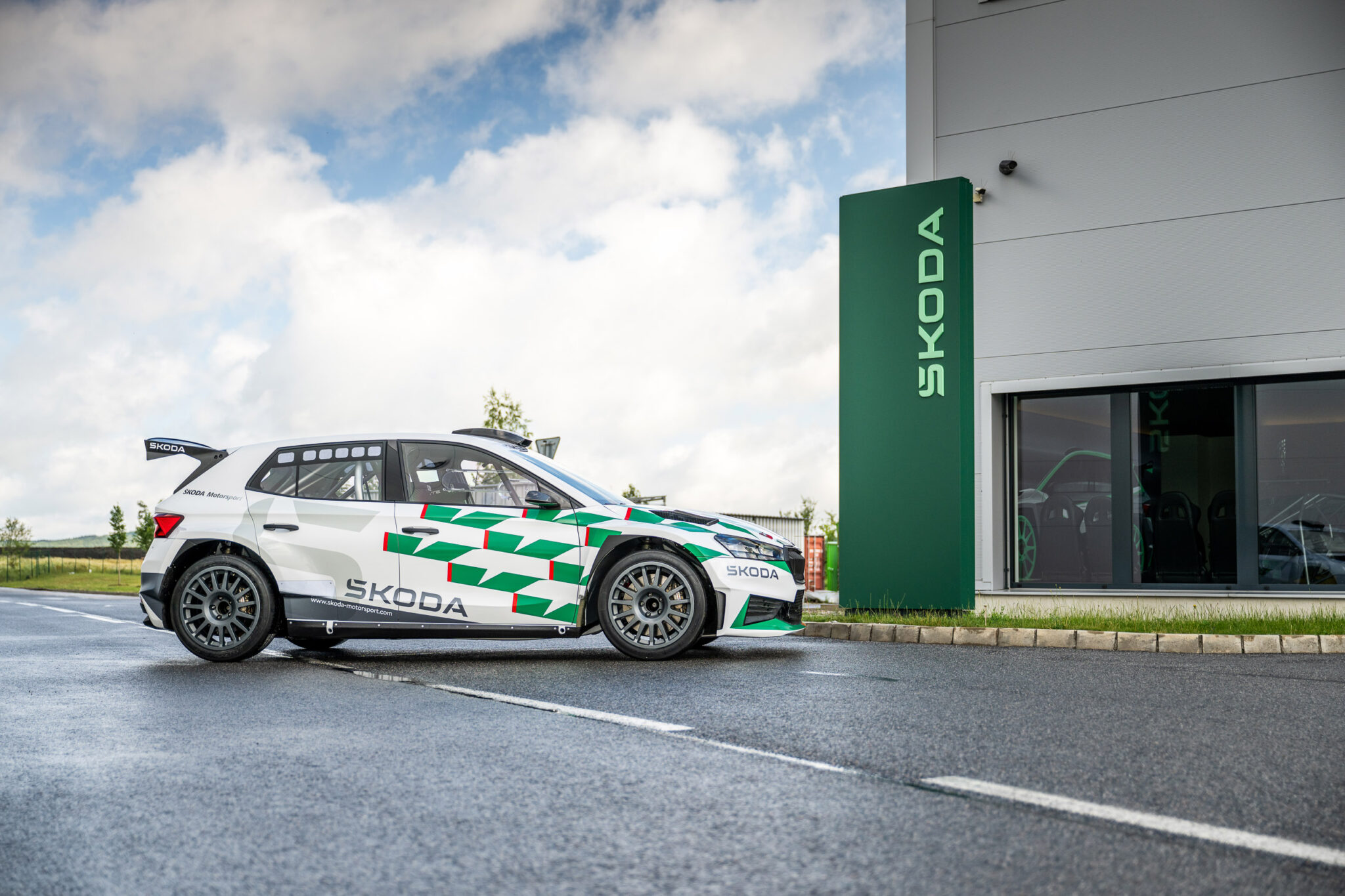 Fabia RS Rally2 in legendary colours - Škoda Motorsport